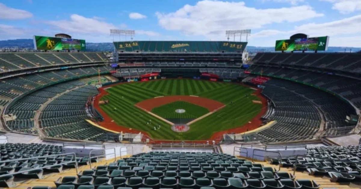 Oakland Coliseum: A Legacy of Baseball, History, and Comm...